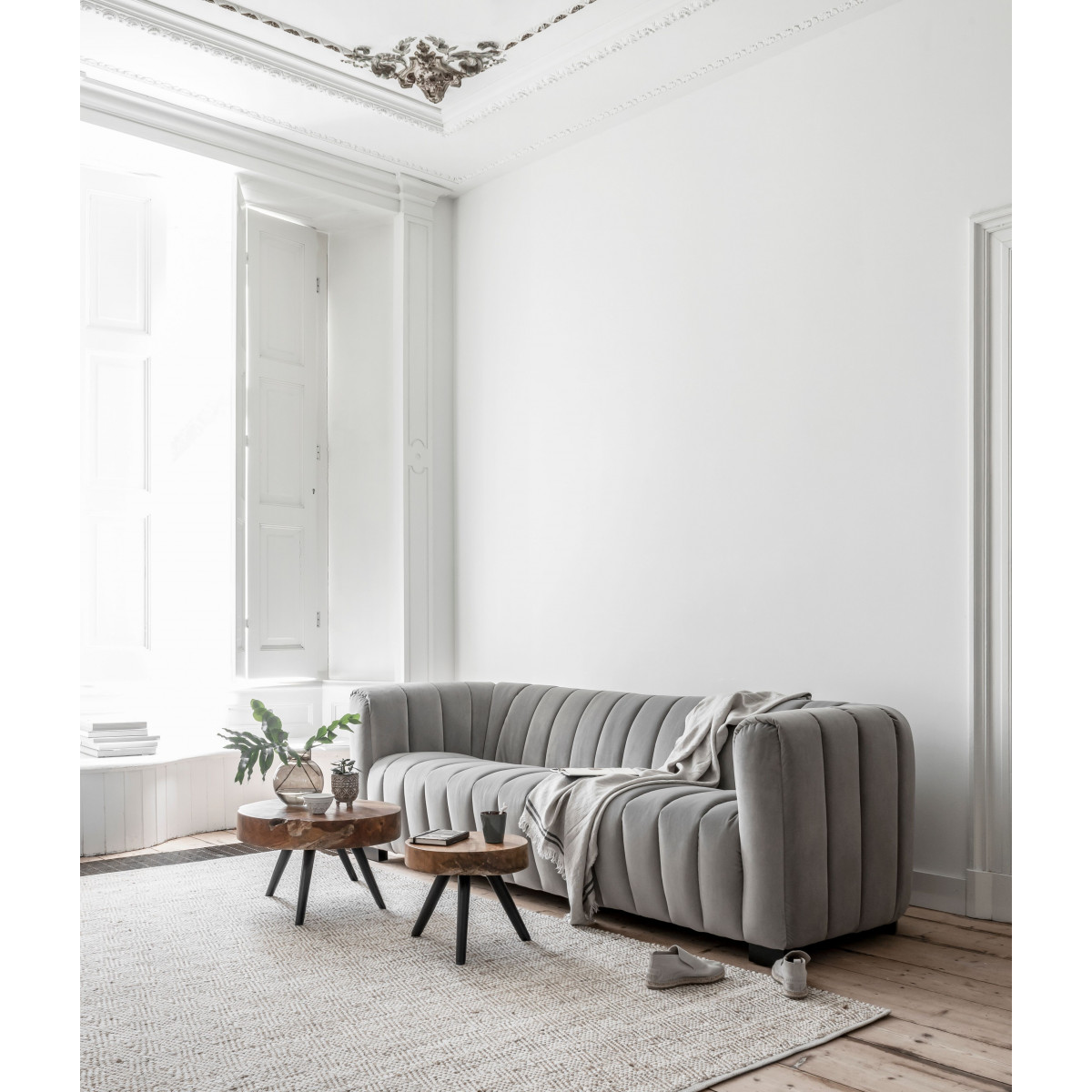 Table basse Disk ronde en teck - MUST Living | Flosia