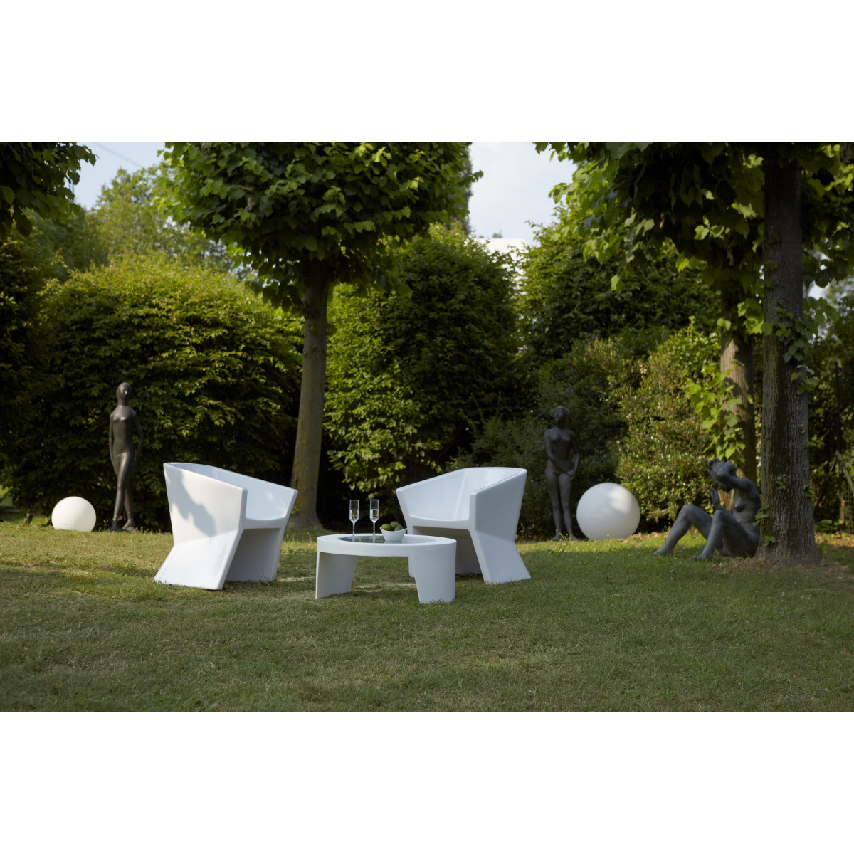 Tao Coffee Table - Slide | Flosia